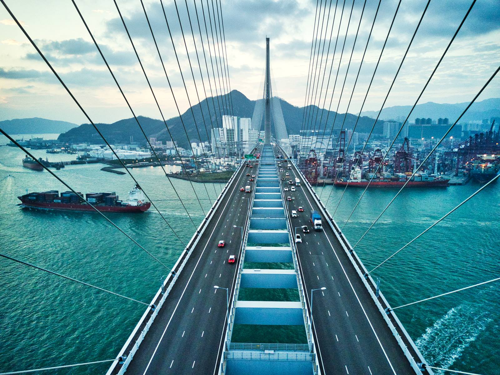 Maersk accelerates emission targets: Net Zero supply chains to ... Maersk accelerates emission targets: Net Zero supply chains to ...